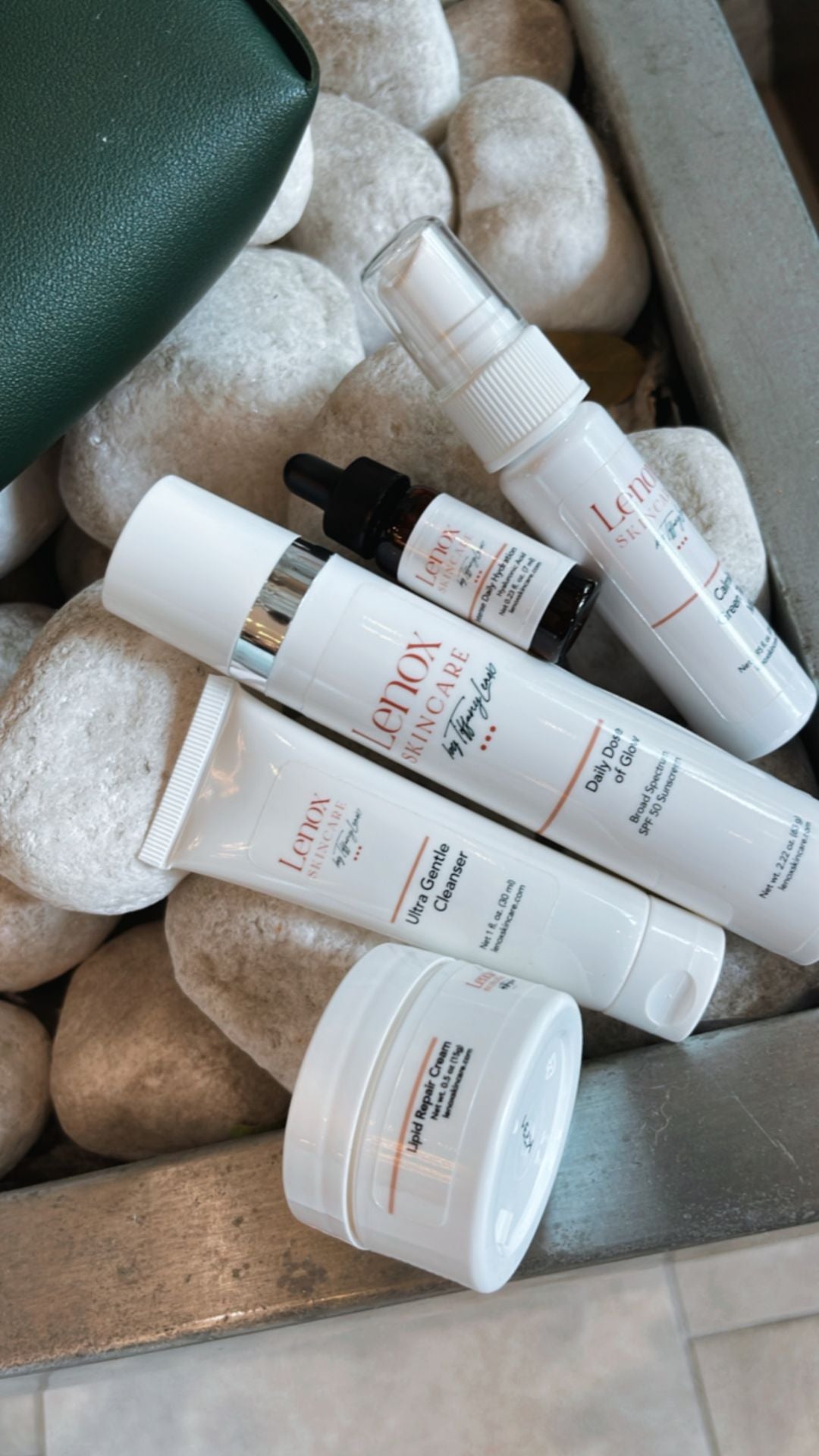 Travel Kit w/ Daily illuminating Sheer SPF – Lenox Skincare